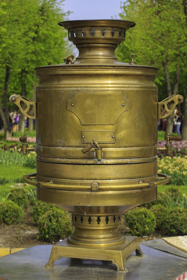 Russian Traditional Tea Drinking Samovars Vintage Metal Samovar As