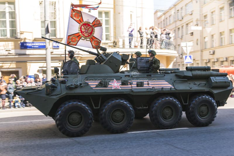 Russische legerparade redactionele stock foto. Image of beweging - 68589823