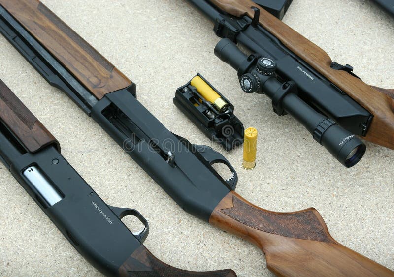 Russische Waffe stockfoto. Bild von gewehr, vertrauen - 9328002