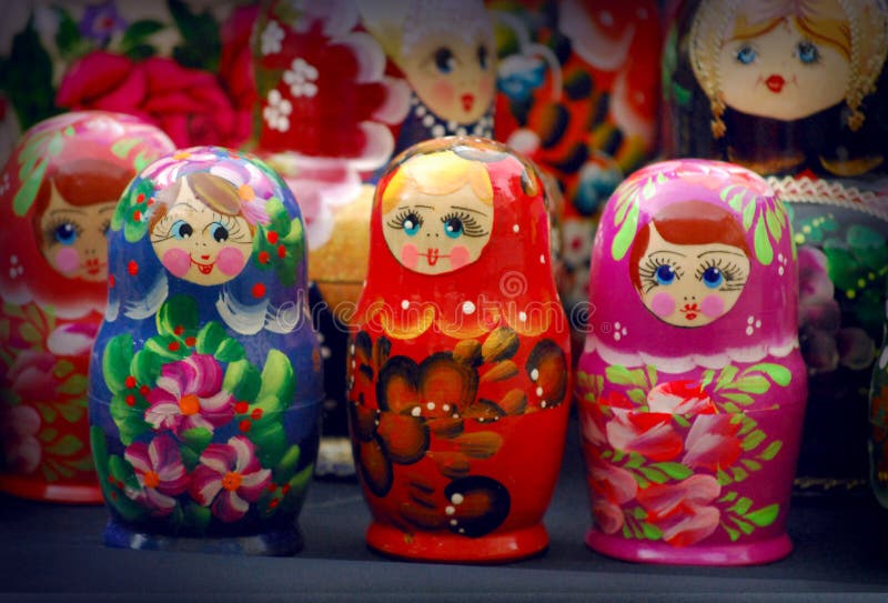 Matrioskas foto de stock. Imagem de artesanato, material - 18976536
