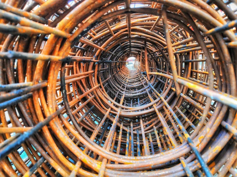 Rust Steel Bar Roll Up Circle Using for Building. Stock Photo - Image ...