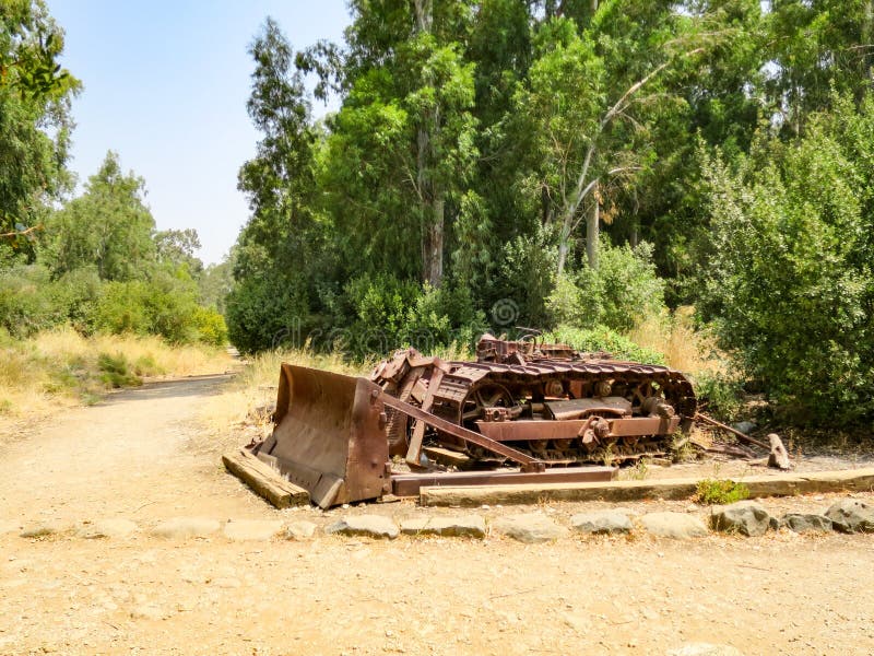 Rusted Bulldozer stock image. Image of blade, road, rusted - 77011013