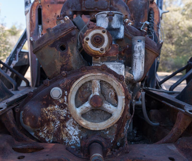 Rusted Engine In The Desert Stock Photo - Image of wheel, brown: 93685296