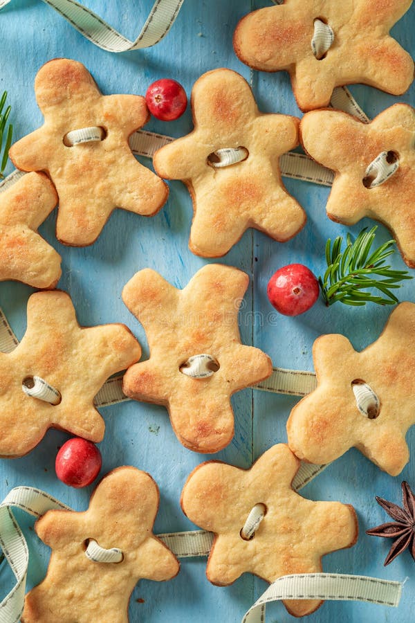 Rustic Butter Cookies Chain As Christmas Decoration Stock Image - Image ...