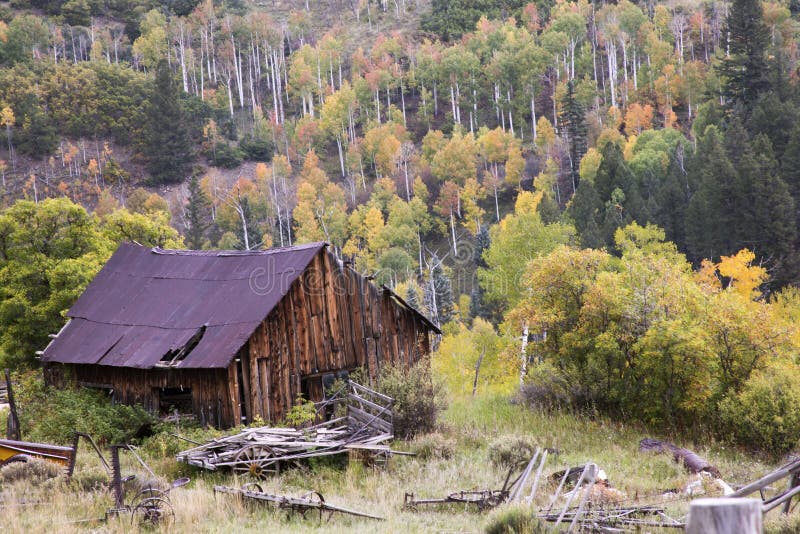 Rustic Colorado Barn stock image. Image of tree, colorado - 78870465