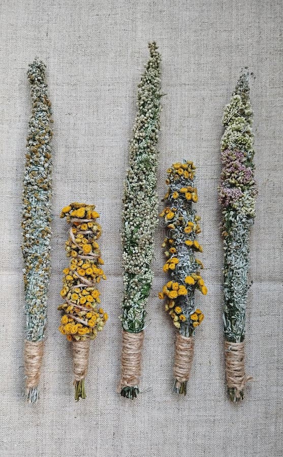 Rustic Dried Floral Bundles with Twine Wrap on Natural Fabric. Stock ...