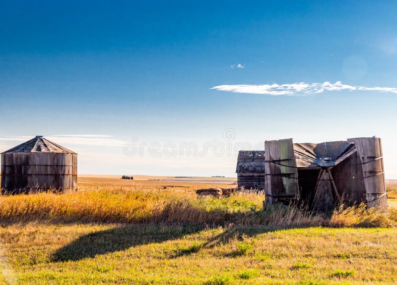 Rustic Farm Out Buildings. Kneehill County, Alberta, Canada Stock Image ...
