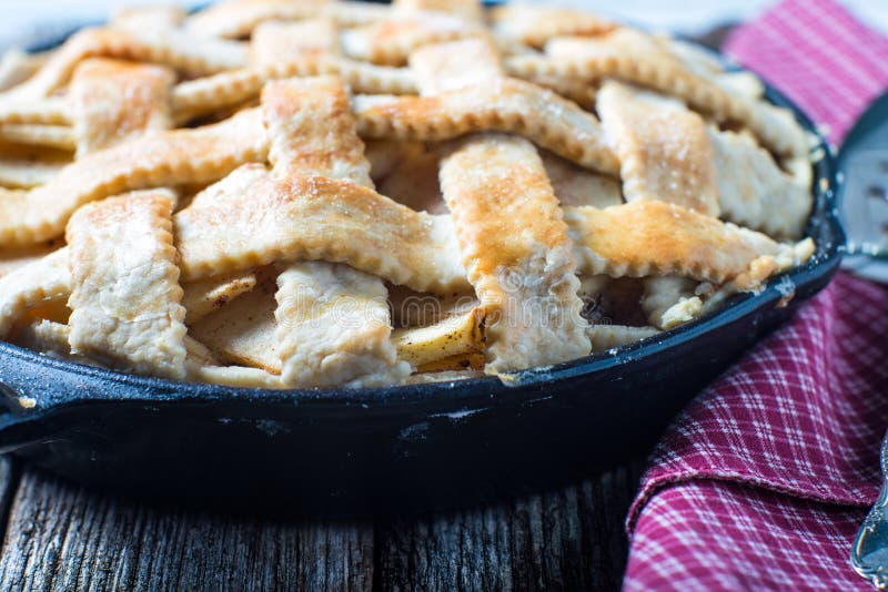 Rustic Homemade Apple Pie Dessert Stock Image - Image of apple, organic ...