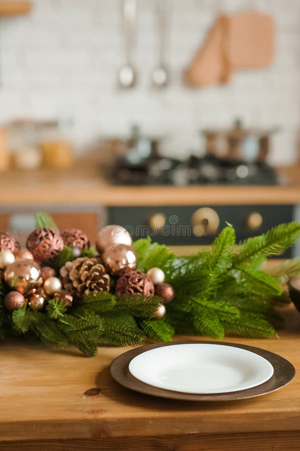 Rustic Kitchen Details for Christmas. Rustic Kitchen Table Setting and ...