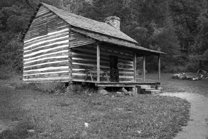 Rustic Log Cabin in Appalachia Stock Image - Image of housing, shack ...