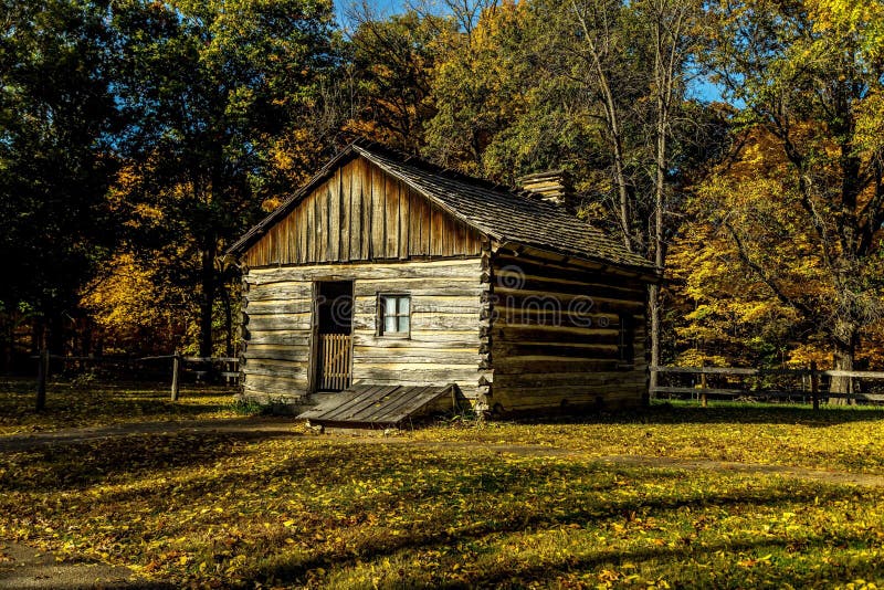 Rustic Log Cabin in Autumn Forest Stock Image - Image of house, autumn ...