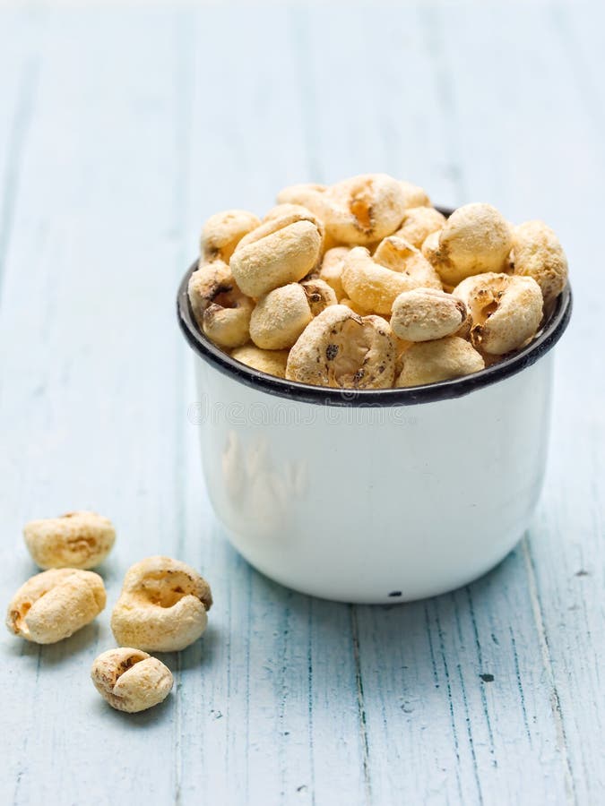 Puffed Corn Rings Cereal Ring Pile Of Crispy Corn Puff Chips Snack Food ...