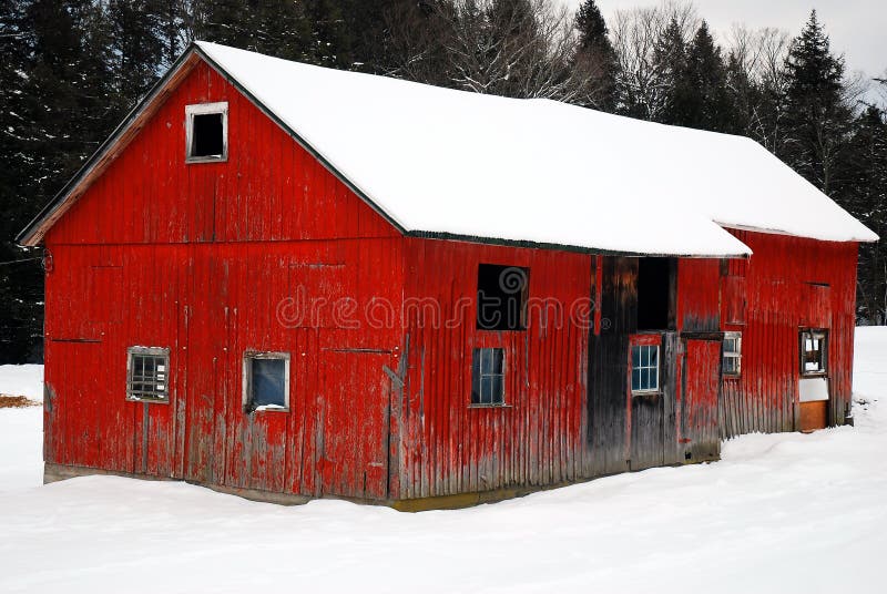 A rustic red barn in snow editorial photo. Image of farm - 180555606