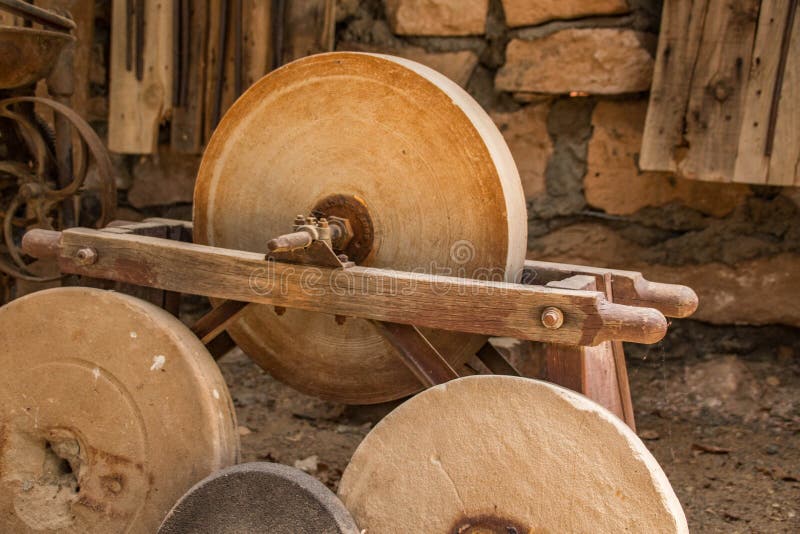 Sharpening Wheel and Old Knife Stock Image - Image of rough, keller ...