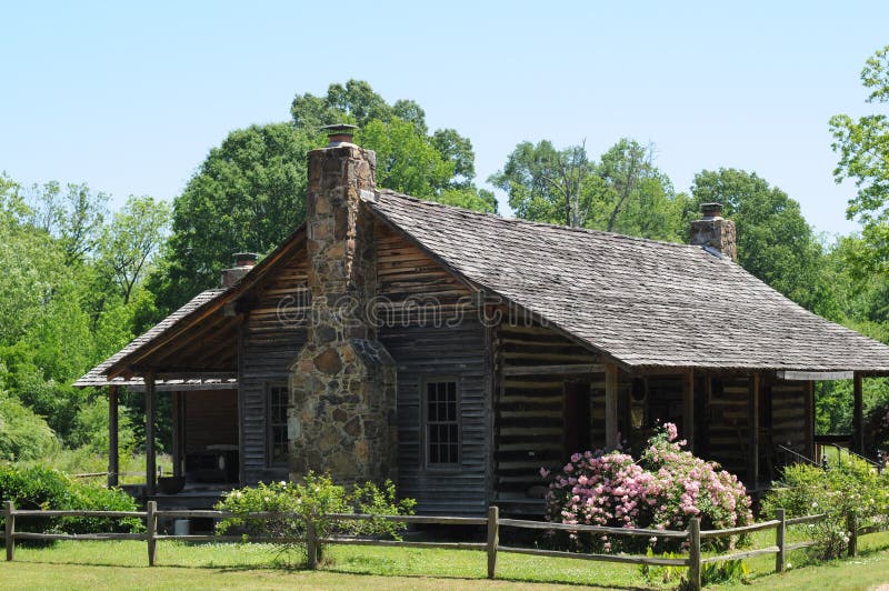 Rustic southern home stock image. Image of structure - 15271441