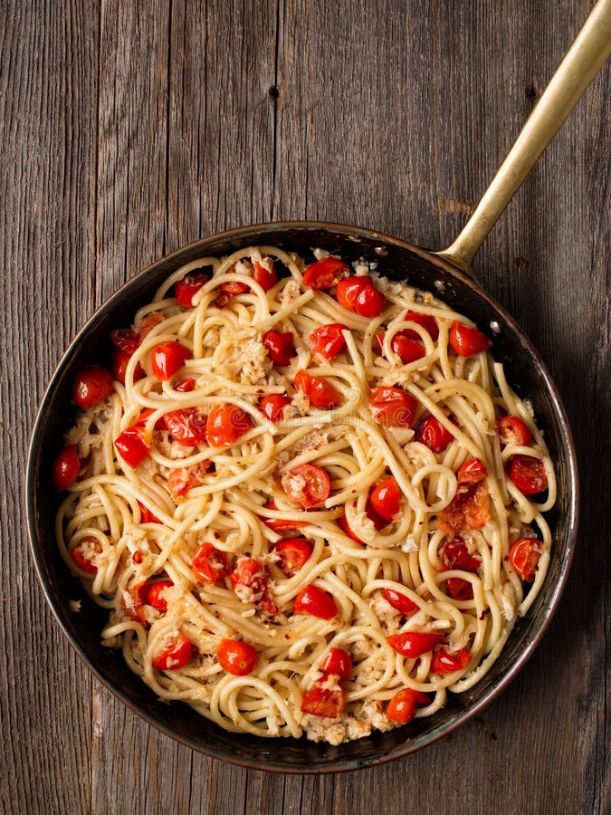 Rustic Spicy Italian Crab and Cherry Tomato Spaghetti Pasta Stock Photo ...