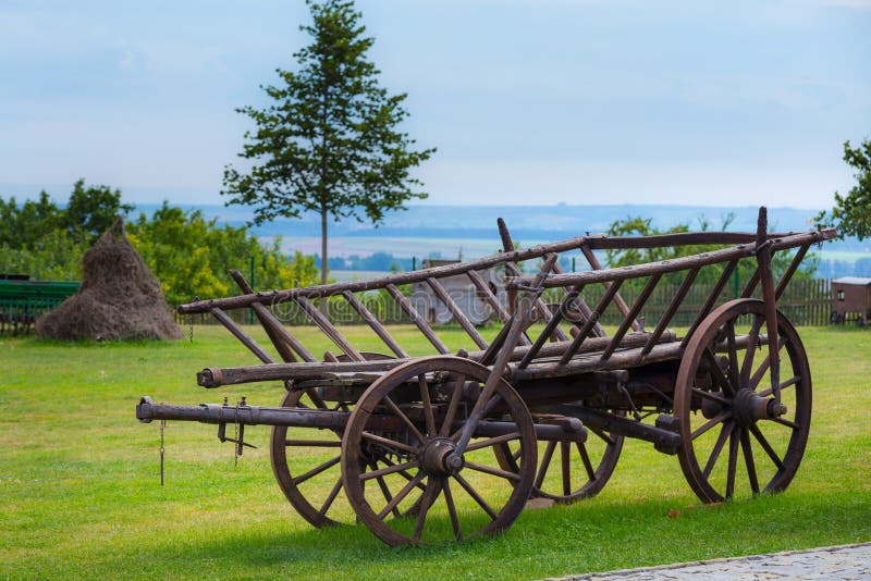 Rustic wooden wagon stock photo. Image of conveyance - 100169406