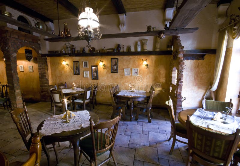 Rustiek restaurant stock foto. Image of stijl, binnen - 4976202