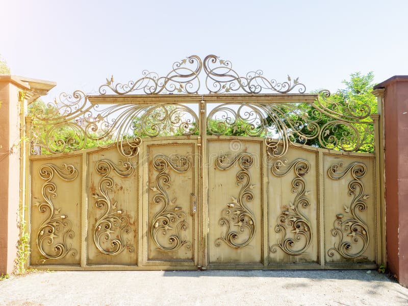 Rusting Gate with Forged Pattern. Iron Gate with Wrought Iron Pattern ...