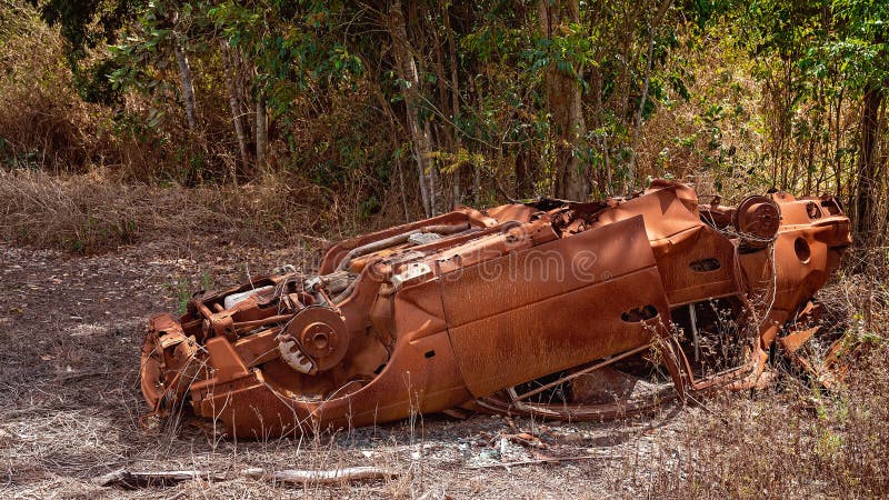 134 Car Missing Parts Photos - Free & Royalty-Free Stock Photos from ...