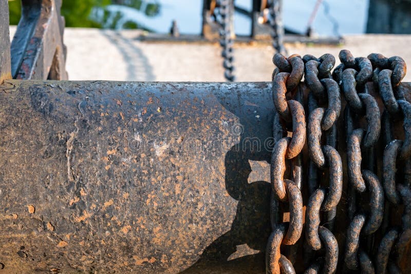 Rusting Metal Chains on Iron Spool Stock Image - Image of links, spool ...
