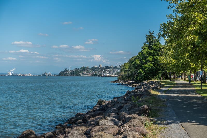 Ruston Shoreline and Peak editorial photo. Image of mount - 95261186