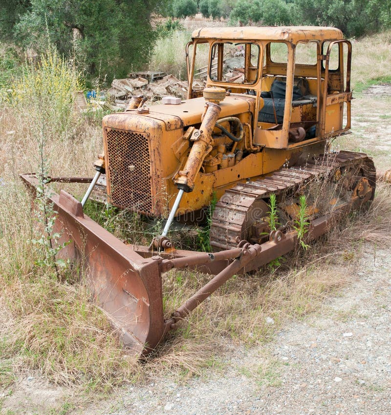 Rusty Abandoned Bulldozer stock image. Image of mover - 114771729