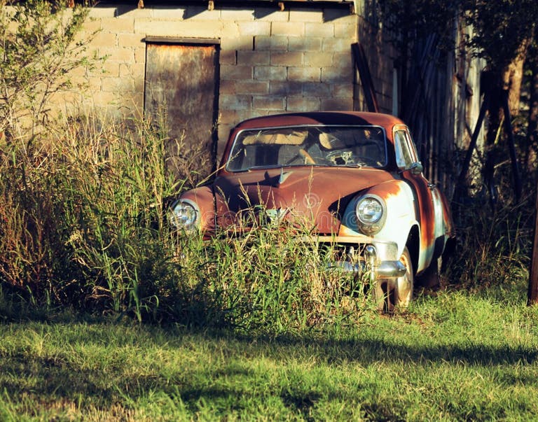 Rusty abandoned car stock image. Image of classic, dusk - 46456727
