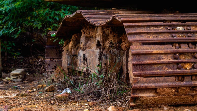 Rusty Abandoned Excavator in the Junk Yard Stock Photo - Image of junk ...