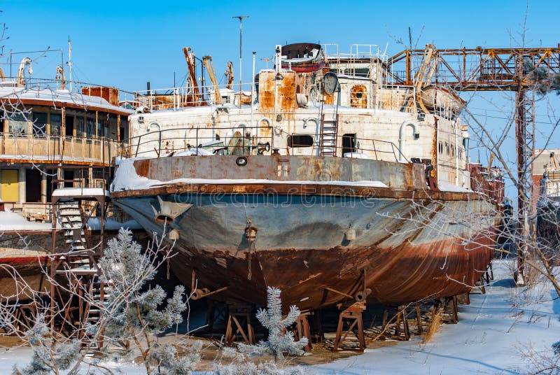 Rusty Abandoned River Ships Stock Photo - Image of wreck, steel: 102983352