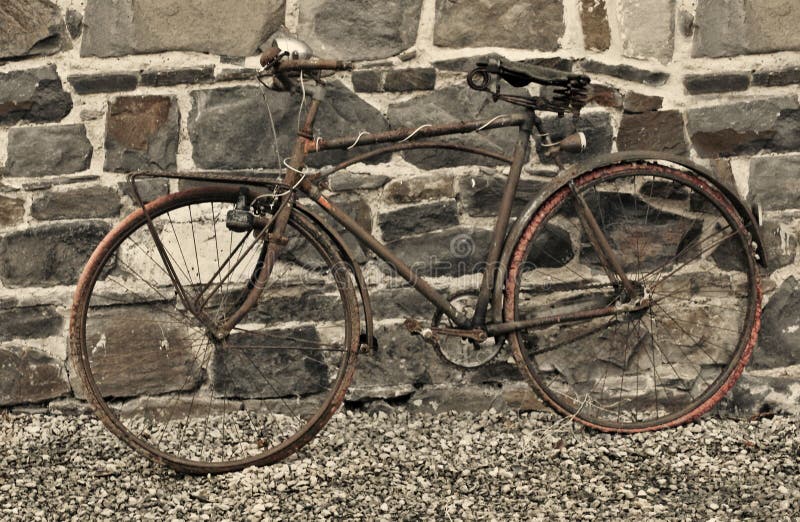 Rusty bicycle stock image. Image of bicycle, vintage - 11926943