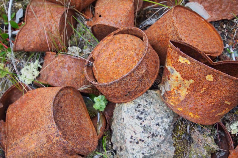 Rusty canned food stock image. Image of blank, design - 52955571