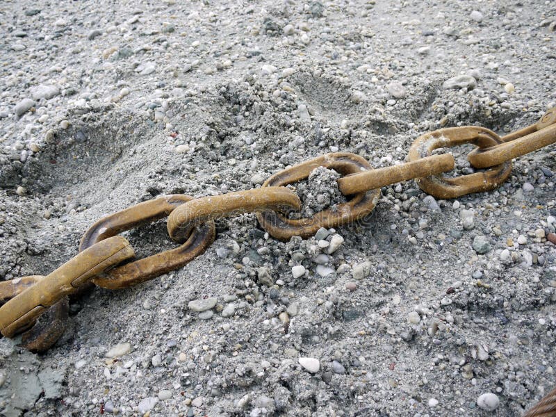 Rusty chain in sand stock image. Image of sailing, anchor - 37084937