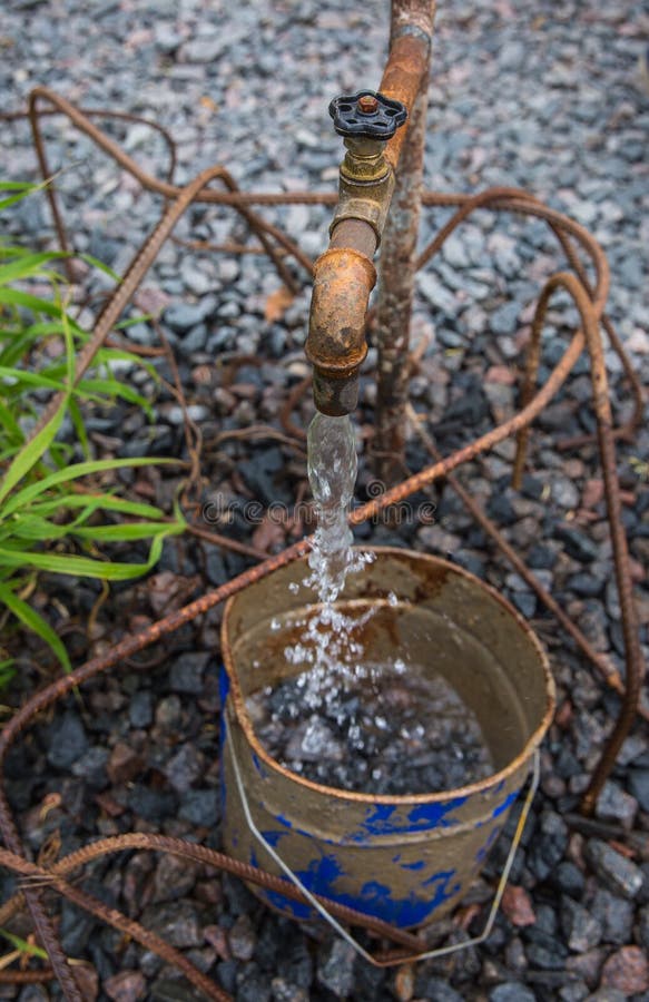 The rusty faucet stock image. Image of savewater, flows - 97075451