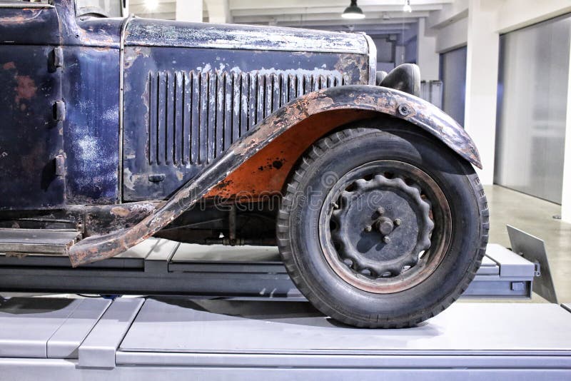 Rusty Fender of the Classic Car Stock Photo - Image of cooler, blue ...