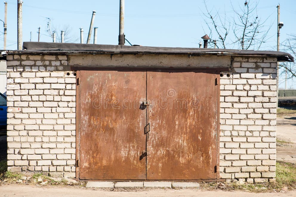 Rusty Garage with Rusty Gates Stock Image - Image of grunge, frame ...