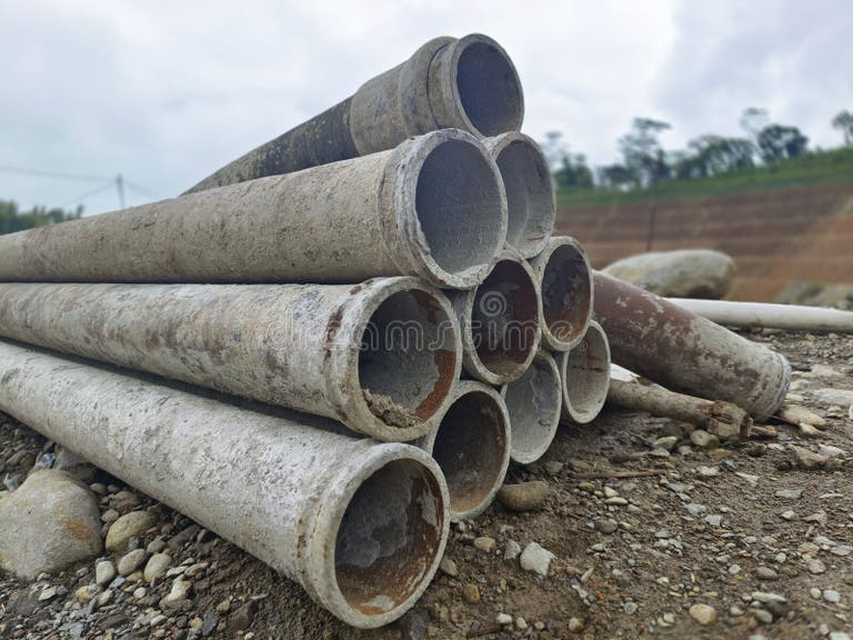 Rusty iron pipe stock photo. Image of weapon, trunk - 266115320