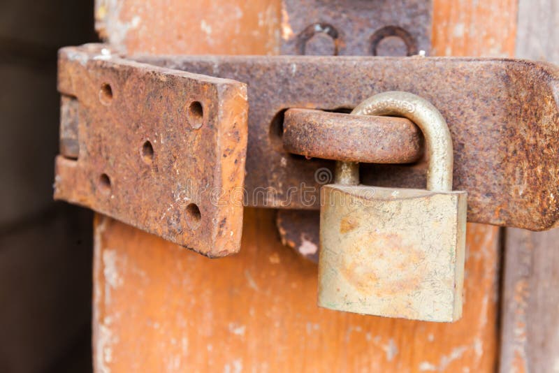 Rusty Key To the Wooden Door Stock Image - Image of rusty, rust: 186171485
