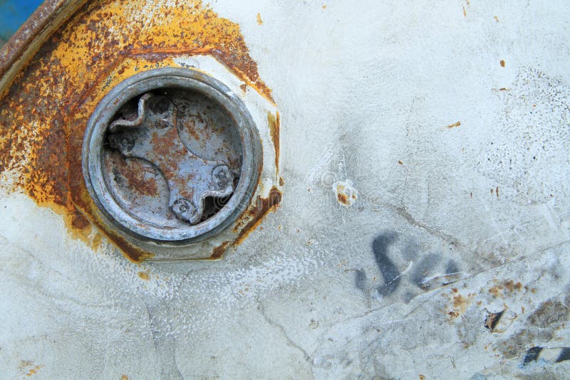 Rusty lid on chemical drum stock image. Image of resources - 52614925