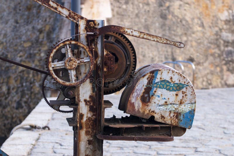 Rusty Lift Crane in the Docks Stock Image - Image of crane, machinery ...