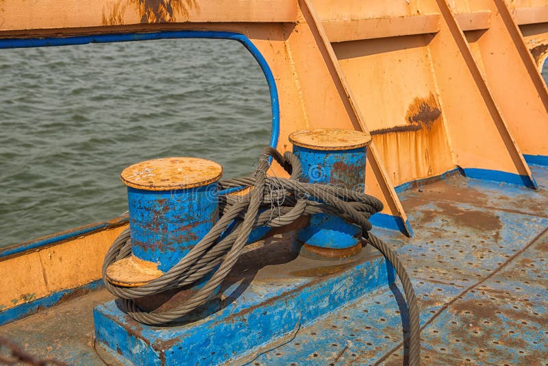 Rusty metal hawser stock photo. Image of nautical, bollard - 60283008