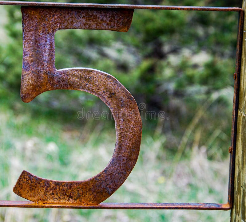 Rusty Metal Number 5 on Sign Stock Photo - Image of numeral, aged ...