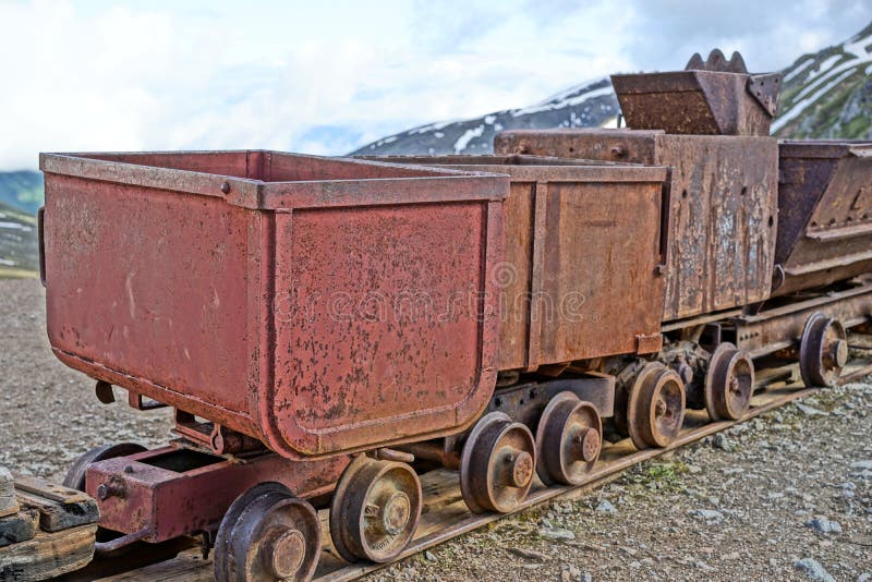 Rusty mining cart stock image. Image of bucket, metal - 72894727