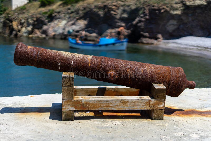 The rusty old cannon stock image. Image of pier, rust - 155777581