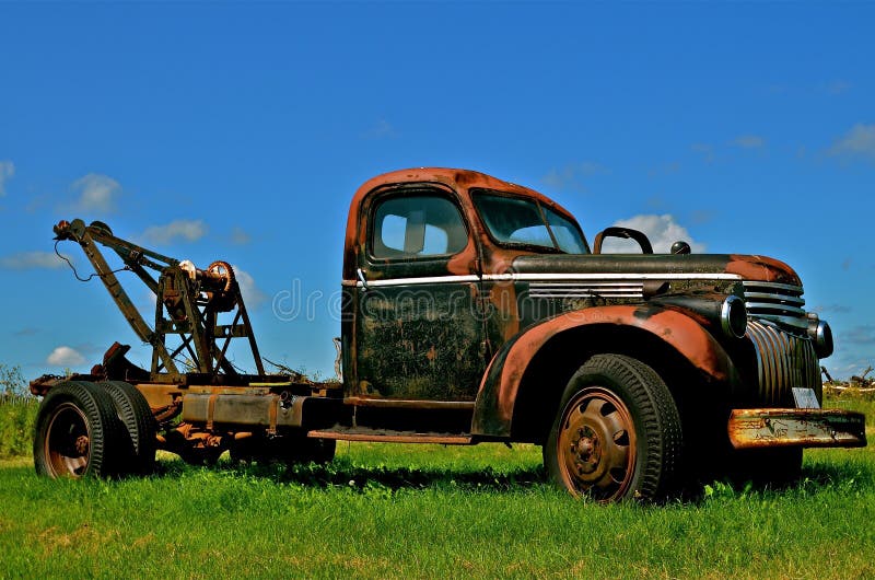 Rusty Old Tow Truck stock image. Image of salvage, vintage - 39573223