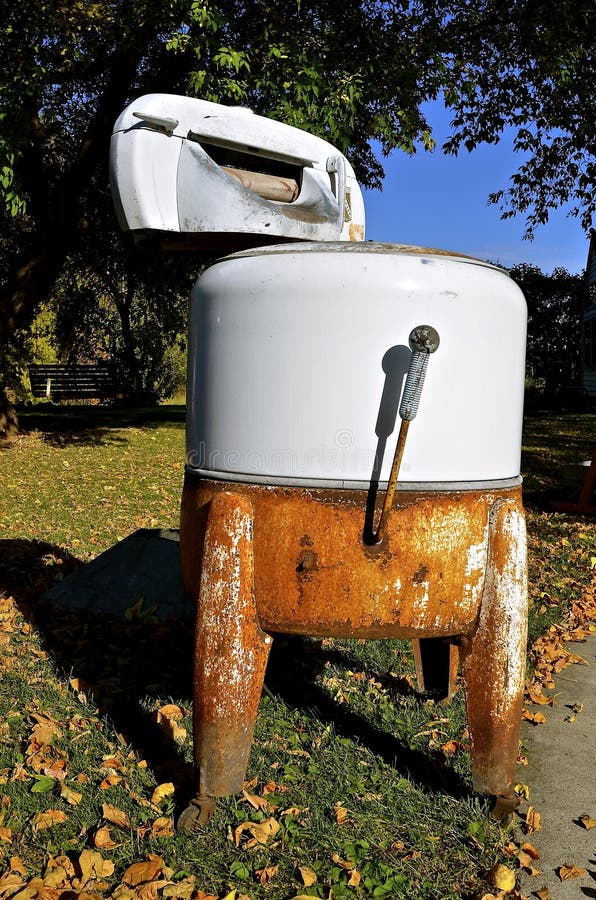 Rusty Old Wringer Washing Machine Stock Photo - Image of dirty, machine ...