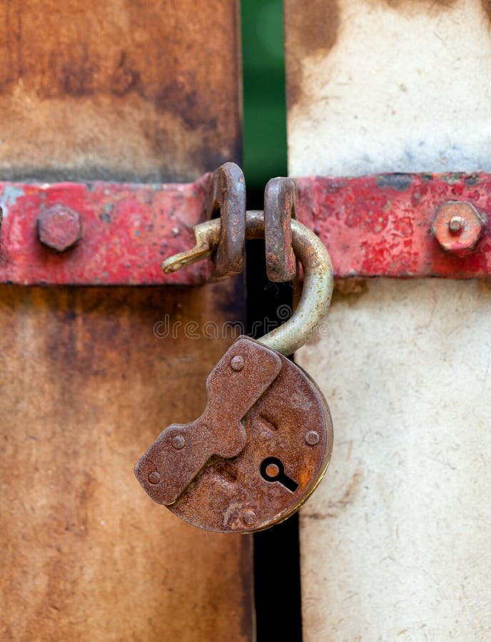 Rusty padlock stock image. Image of secure, detail, iron - 19774939