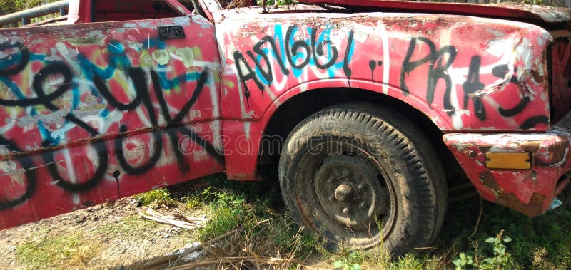 A Rusty Red Pickup Truck Sits Stock Image - Image of sits, wheel: 347566931