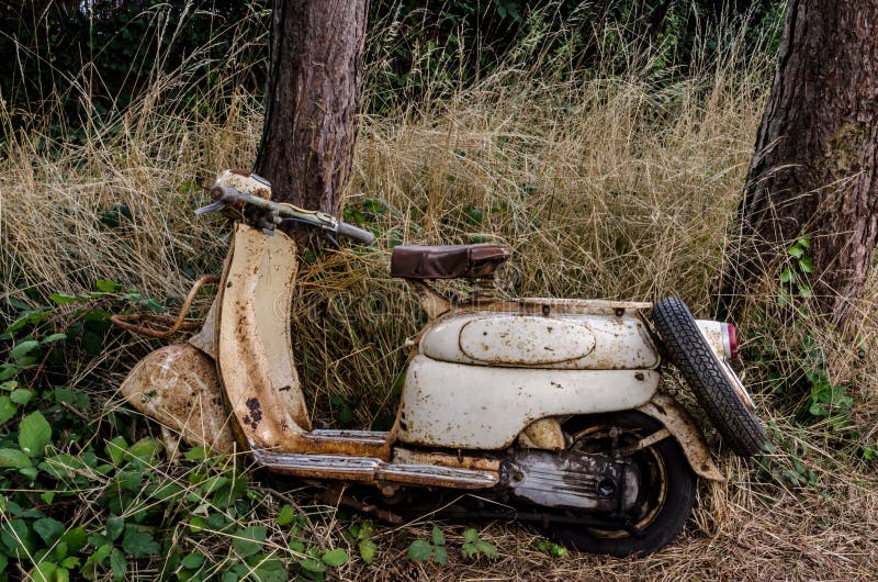 Rusty Scooter stock photo. Image of paving, scooter, dumped - 43019572