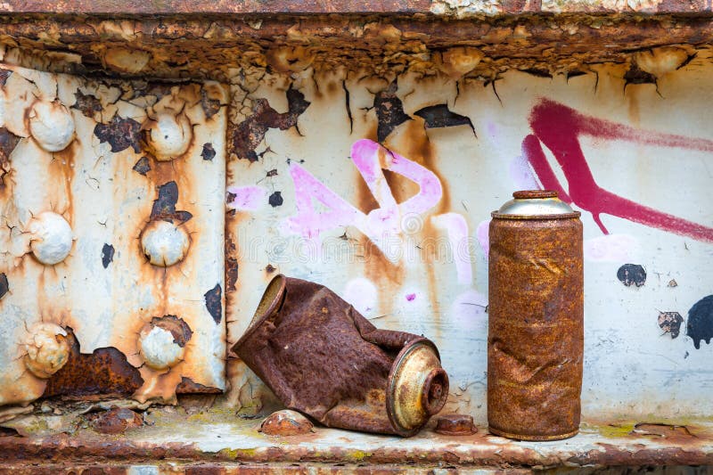 Rusty spray cans stock image. Image of varnish, used - 75366289